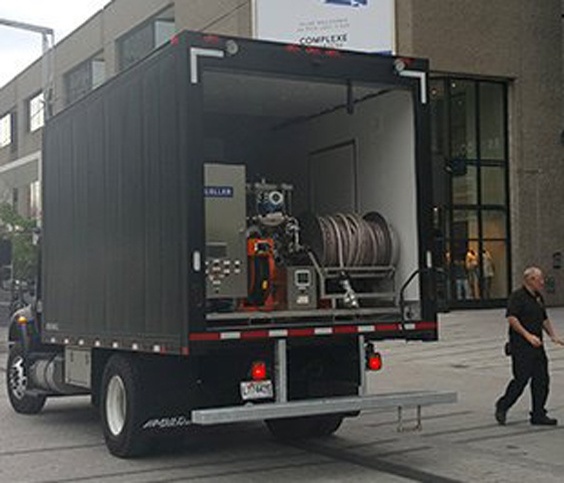 Serving Beer Tank Delivery Truck | Paul Mueller Company
